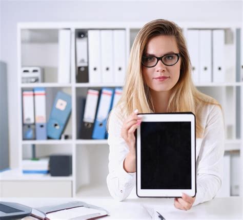 Premium Photo Beautiful Businesswoman Wearing Glasses Portrait
