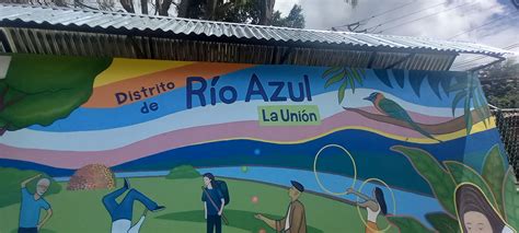 Vecinos De Rio Azul Se Recoje Escombro Tierra Y Madera O Basura No