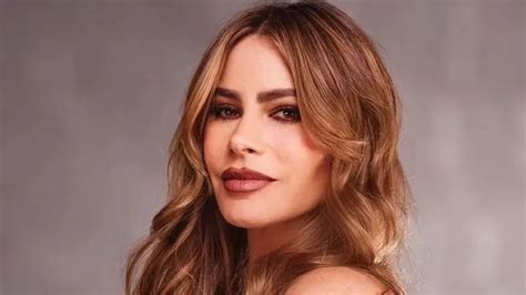 La Foto Retro De Sofía Vergara En Topless Y Colaless Hilo Dental Que