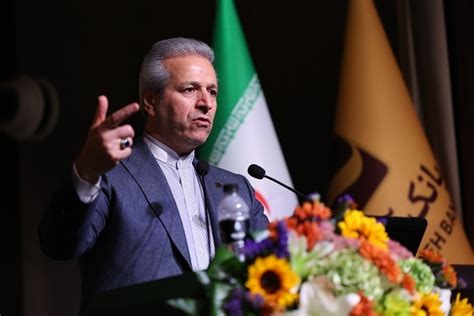 دکتر اسکندری در مسیر پیش‌رو، نگاه ما به‌سمت بانکداری دیجیتال است