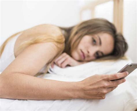 जनए एकस परटनर क सशल मडय पर बलक करन कय ह जरर know why blocking your ex on