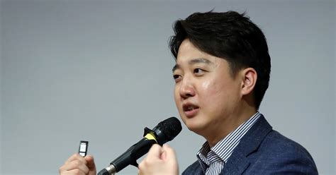 검찰 이준석 성접대 의혹 김성진 대표 내일 소환