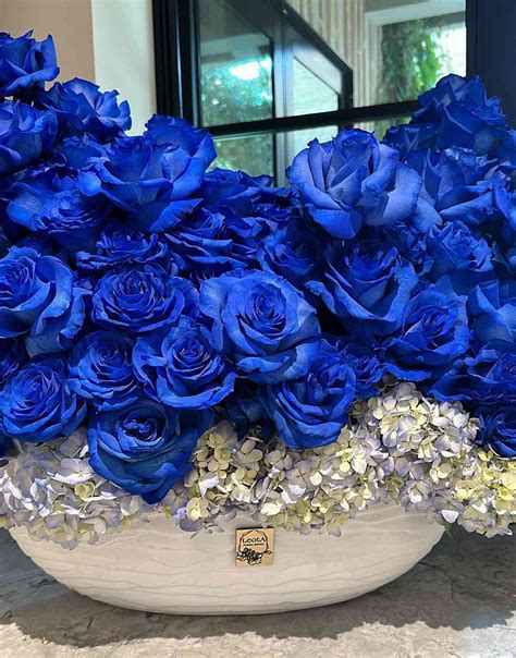 Khloé Kardashian Receives Massive Flower Arrangement Ahead Of Her 39th