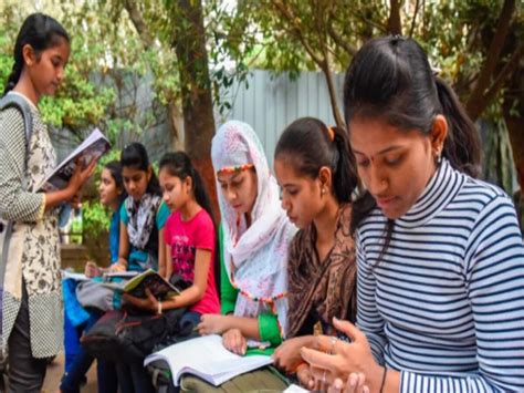 Bpsc Teacher Third Phase Exam Know About Documents List Dress Code Admit Card Bpsc Teacher बिना