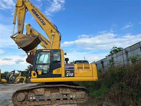 Pusat Jual Beli Alat Berat Bekas Terlengkap Excavator Komatsu Pc210