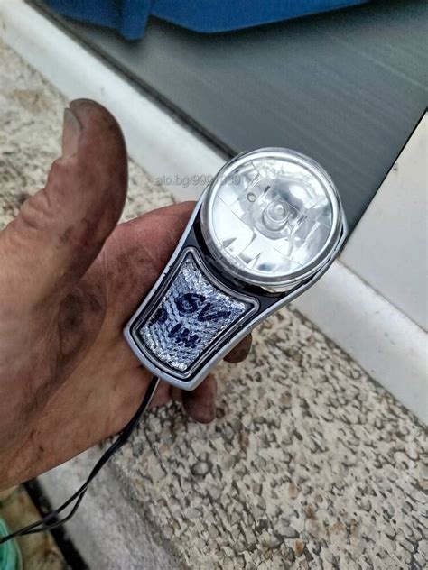 Фар за велосипед колело 6 волта Части и аксесоари за велосипеди Бургас На който му тря
