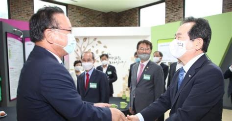 정세균·김부겸 민주당 공천 잡음 분열 키워 이재명 대표 더 잘해야