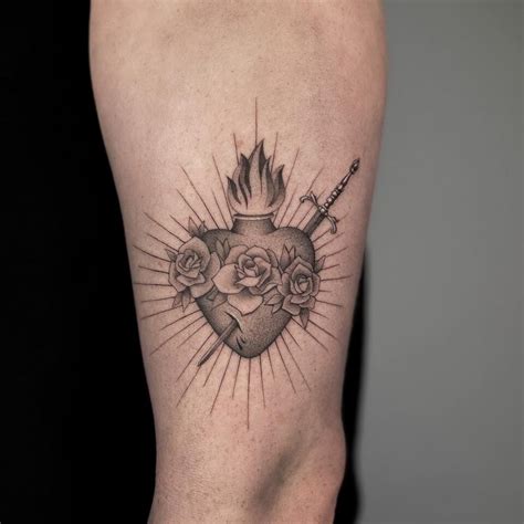 65 Sacred Heart Tattoo Designs With Meanings
