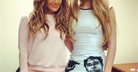 Jennifer Lopez And Iggy Azalea Hook Up To Prove Two Booties Are Better Than One Mirror Online