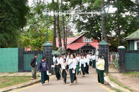 ပြင်ဦးလွင်မြို့နယ်၌ ၂၀၂၅ ခုနှစ် ပြန်လည်ကျင်းပသည့် တက္ကသိုလ်ဝင်စာမေးပွဲတွင် မြန်မာစာဘာသာရပ် စတင်ဖ