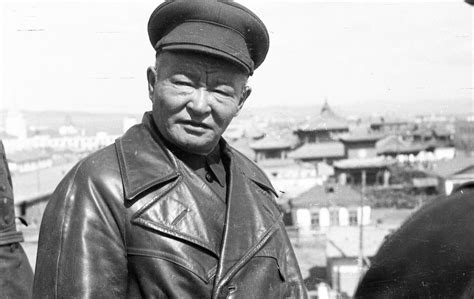 Зураг түүх өгүүлнэ On Twitter Жамцын хүү Дугар нь Чойбалсан хийдэд