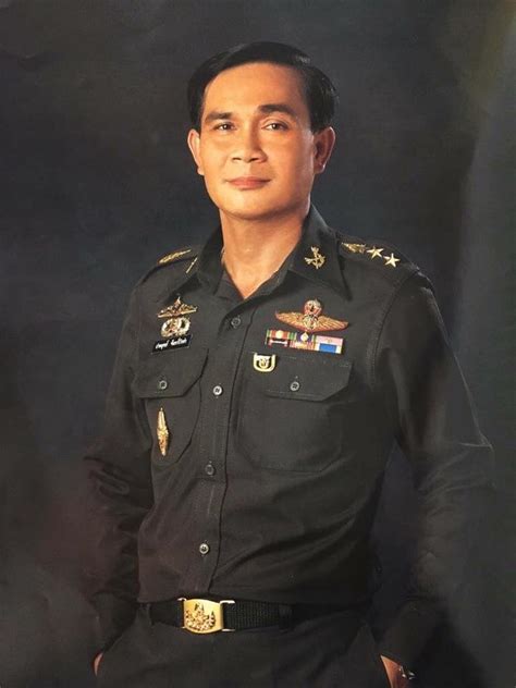 โพสต์รูปอวดความหล่อพลเอกประยุทธ์ Matemnews