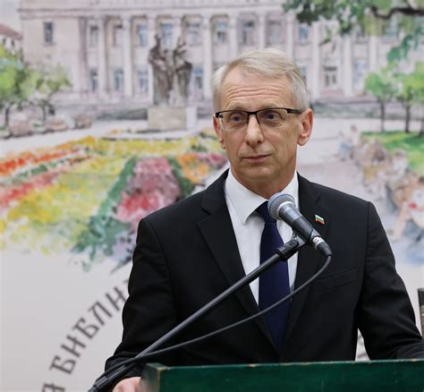 Денков защити идеята за сливане на университети Информационна агенция ПИК