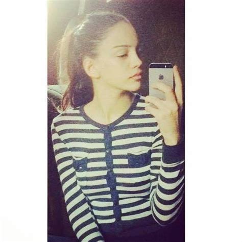 ლამაზი გოგოები