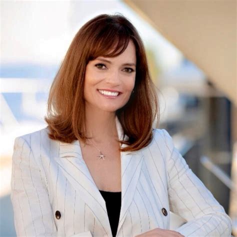 Amy Baumgartner Real Estate Agent Compass