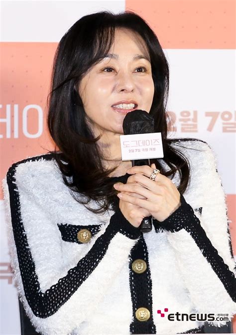 [포토] 김윤진 높은 텐션 전자신문