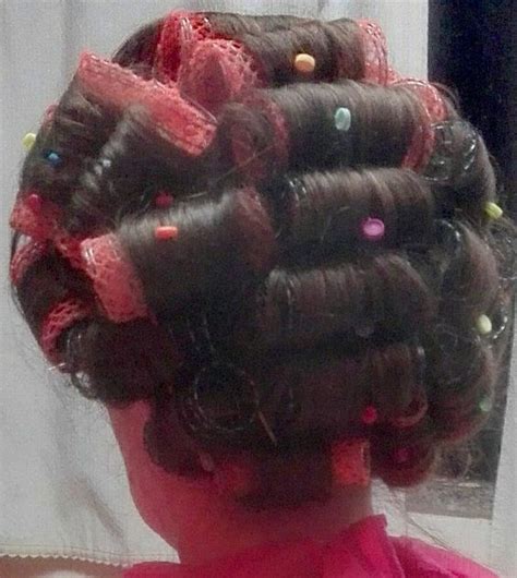 Montage de bigoudis brosse | Hair rollers, Hair beauty, Pin curls