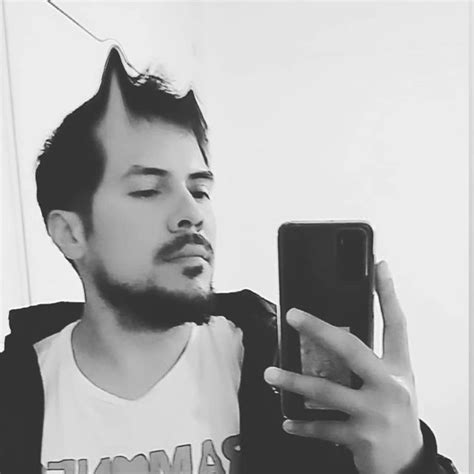 Jønat Ęb Jonato Eb • Threads Say More