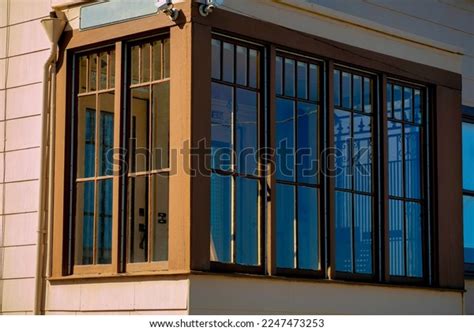 Wrap Around Windows Images Stock Photos D Objects Vectors