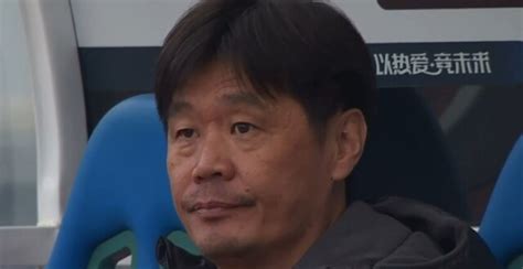 李霄鹏：虽然比赛输了，但我认为所有队员都值得表扬腾讯新闻