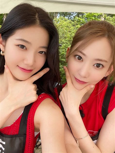 Le Sserafims Miyawaki Sakuras “fearless Kkura” Features Sakura And