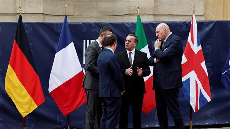 Γαλλία «Ευρύτατη συναίνεση μεταξύ των Ευρωπαίων για την υποστήριξη της Ουκρανίας