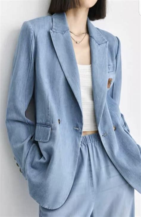 Джинсовий жакет — ціна 8080 грн у каталозі Піджаки і жакети Купити жіночі речі за доступною