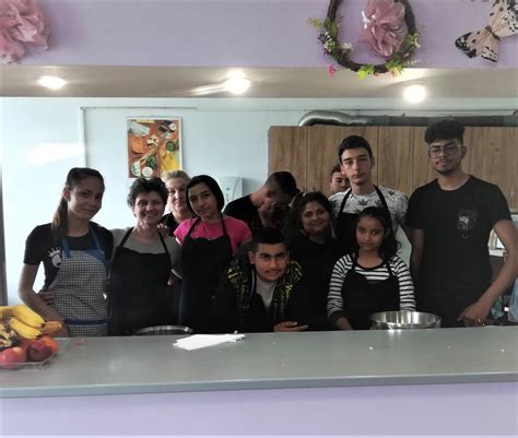 Дни на отворените врати в ПГО „Елисавета Багряна“ гр Бяла Слатина Център за междуетнически