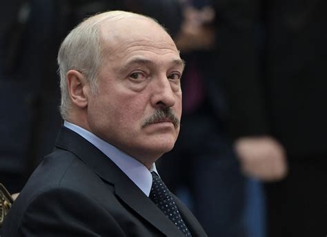 Лукашенко переживает что Россия перестала считать Белоруссию братской