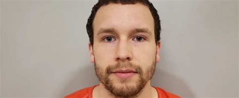 He Kills A Sex Offender With Moose Antlers Archyde