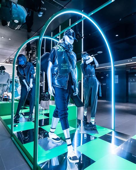 이로 클럽드파리 팝업스토어 Y Magazine 와이 매거진