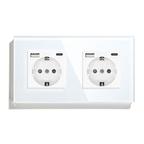 Розетка электрическая двойная с Usb и Type C входами в стандартный подрозетник рамка