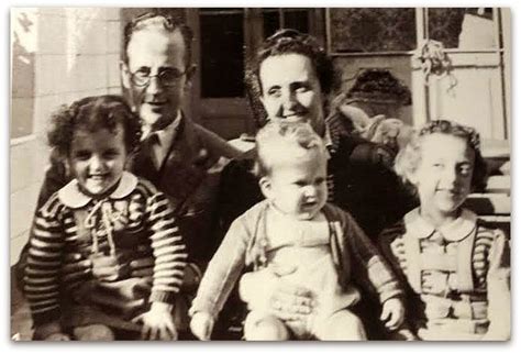 Elisenda Ortega Un Dos Tres Roser Capdevila