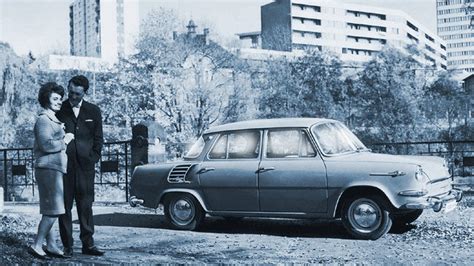 Cosmo S Guide To Sex In Cars Actually Ruins Having Sex In Cars