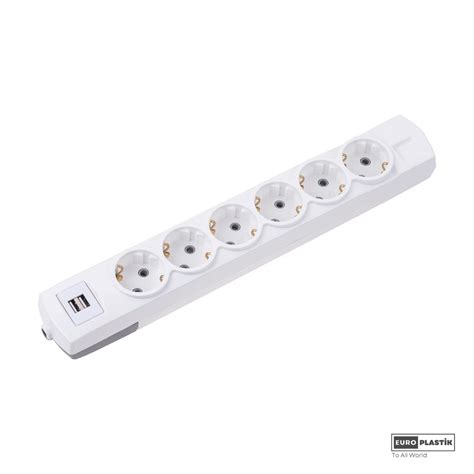 Earthed Group Socket With Usb Euro Plastik