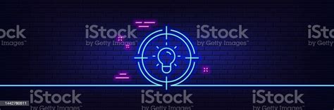 아이디어 라인 아이콘입니다 전구 또는 램프 대상 기호 네온 라이트 광선 효과 벡터 0명에 대한 스톡 벡터 아트 및 기타 이미지 0명 개념 겨냥 Istock