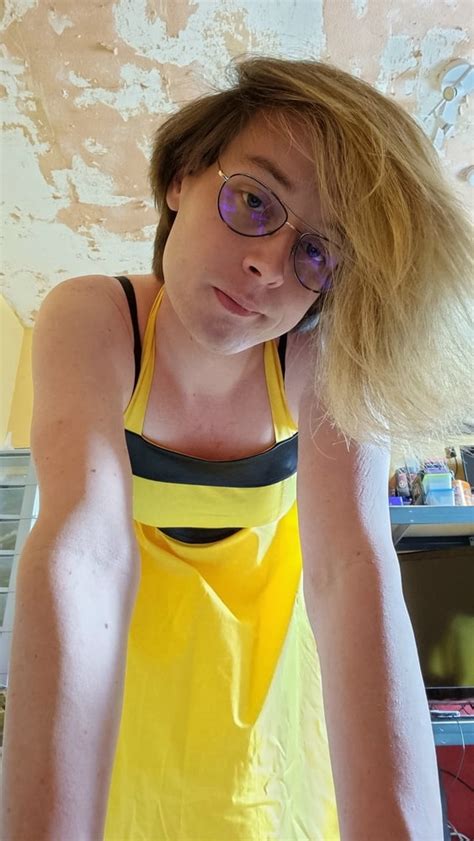 50s Style Yellow Dress Porn Pictures Xxx Photos Sex Images 4038130