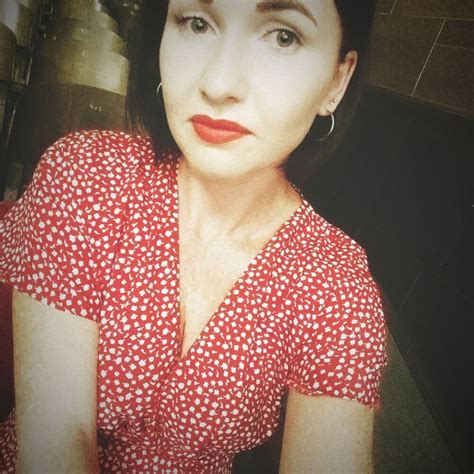 Cute Esmi Free Live Webcam Show Xxx Chat Xhamsterlive