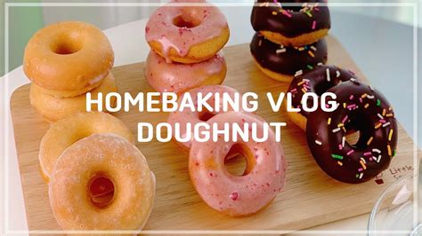 🍩 초간단 구운도넛만들기 🍩 선물용으로 강추 ㅣ세가지맛 글레이즈드ㅣ기본 딸기 초코 도너츠ㅣhomebaking Vlog Doughnut Youtube