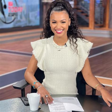 Malika Andrews Malikaandrews • Instagram Photos And Videos Black