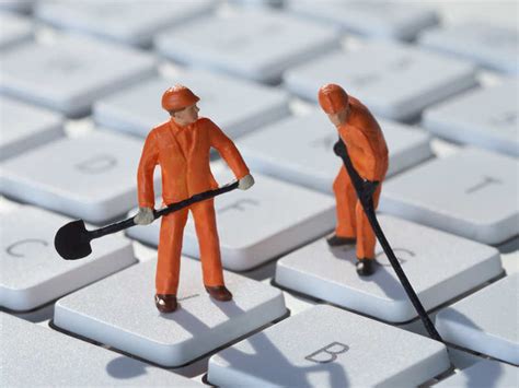 This Is The Safest And Easiest Way To Clean Your Computer