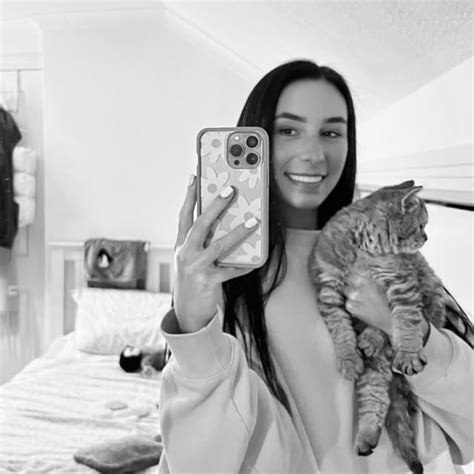 Emma Scally Emma Daisyx On Threads