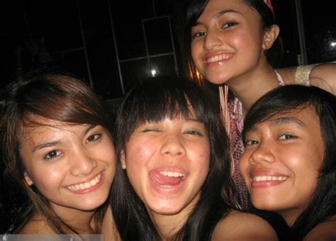 Kumpulan Hot Foto Para Artis Muda Sedang Dugem Cerita Mantra