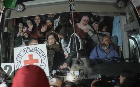 Кои се Палестинците ослободени од израелските затвори Независен Весник