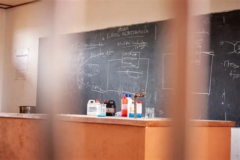 Fpl Invites Schools To Apply For 50 000 Classroom Makeover Grant