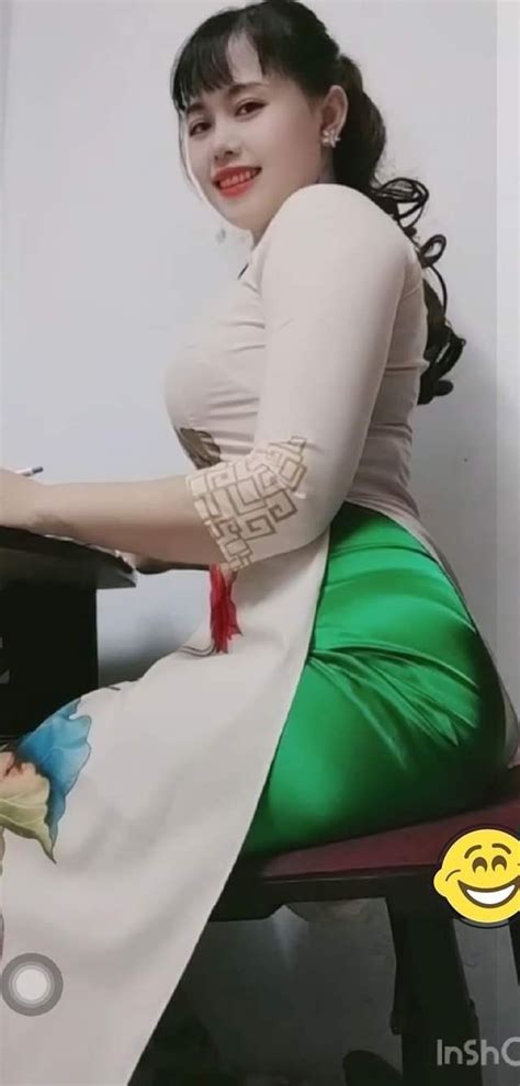 Ghim của Trong Gio Ta Ao Em Bay trên Satin dress love Phụ nữ Áo dài Thời trang