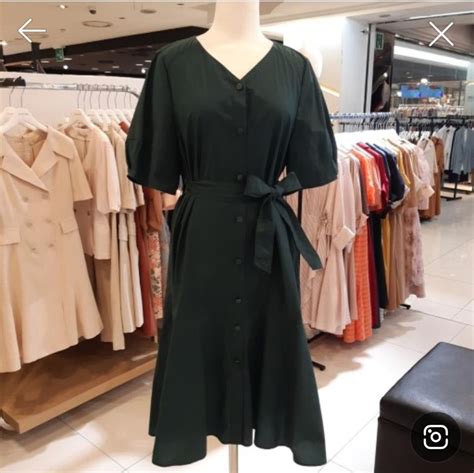 케네스레이디 바스락브이넥 원피스 2019년제품 세컨웨어