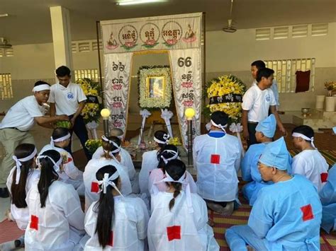 ម្តាយប្អូនស្រី ពេជ្រ សូលីកា ដាច់ចិត្ត រៀបរាប់ពីសកម្មភាពទាំងអស់ មុនពេលសម្លា ប់ រហូតដល់សម្លា