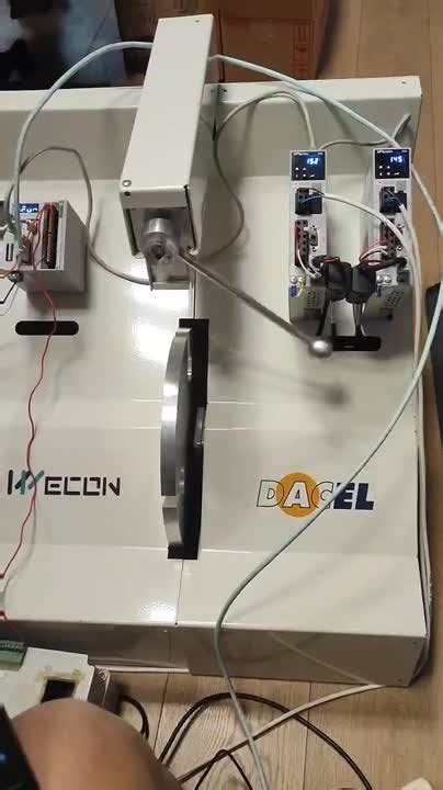 wecon servo plc on motion pendulum swing swing swing still working on