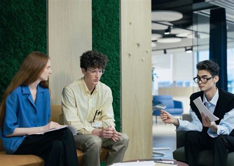 Resolve Workplace Conflict With 3 Effective Tips Honeycombers